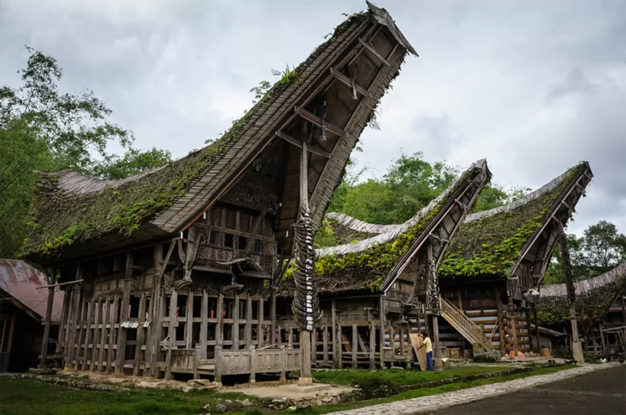 Ma'nene Ritual Bridges Generations in Toraja Highlands - Stories from ...